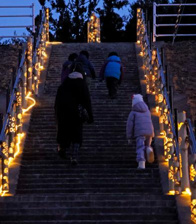 命の道照らす竹灯籠、岩手・釜石｜北日本新聞webunプラス