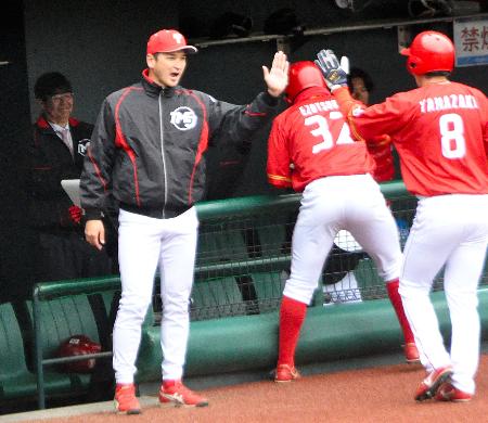 大谷監督、初陣に勝利｜北日本新聞webunプラス