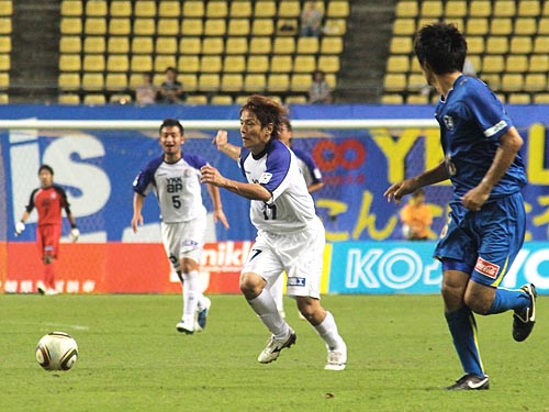 無得点で前半折り返す カターレ、大分戦｜北日本新聞webunプラス