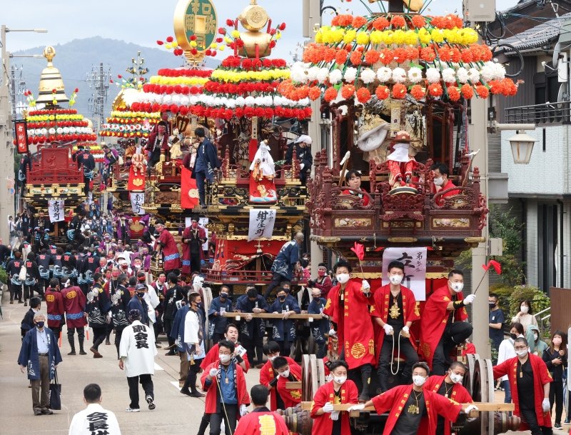 新湊曳山まつり｜北日本新聞webunプラス