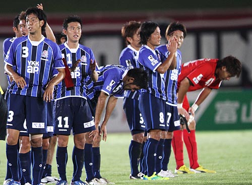 けが人続出で低迷 カターレ、前半戦17位｜北日本新聞webunプラス