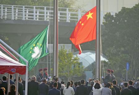 マカオ、国安法で初の逮捕｜北日本新聞webunプラス