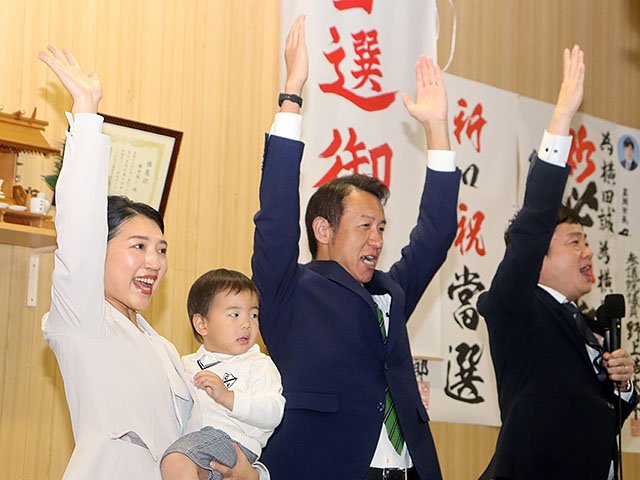 横田氏が初当選 県議補選高岡市選挙区｜北日本新聞webunプラス