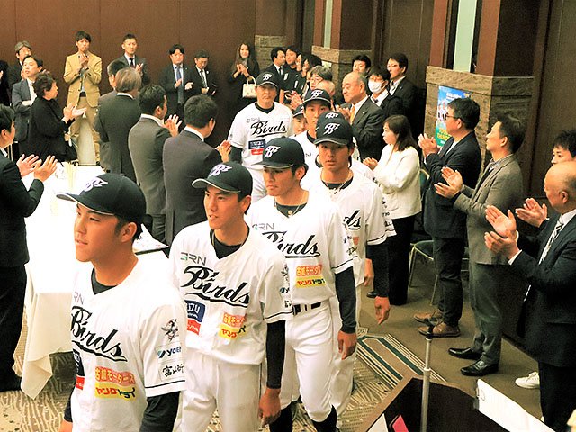日本一とNPB目標、富山でサンダーバーズ激励会｜北日本新聞webunプラス