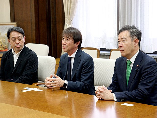 モーグルW杯に協力を 26年2月に南砺・たいらスキー場、SAJ原田会長が県に要請｜北日本新聞webunプラス