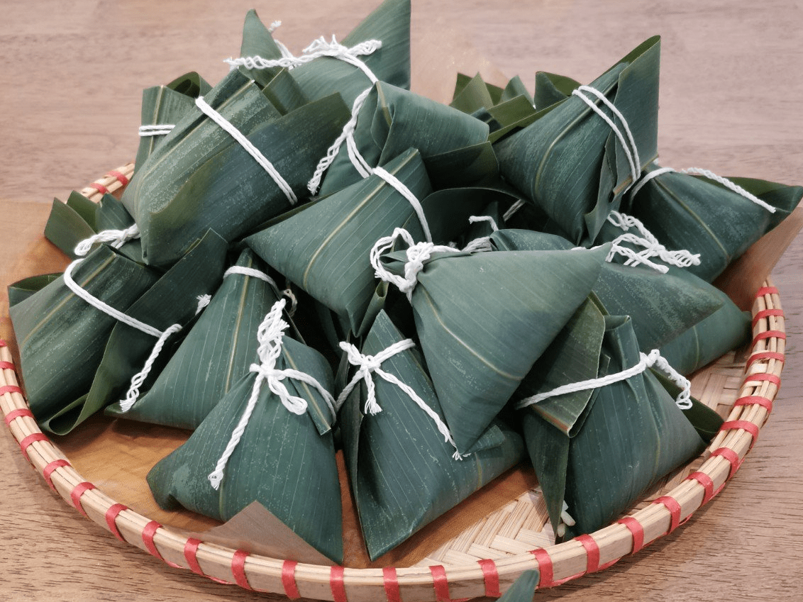 ますずしの笹 中華ちまきに生まれ変わる！【やちやちが行く‼（105）】 コノコト｜北日本新聞webunプラス