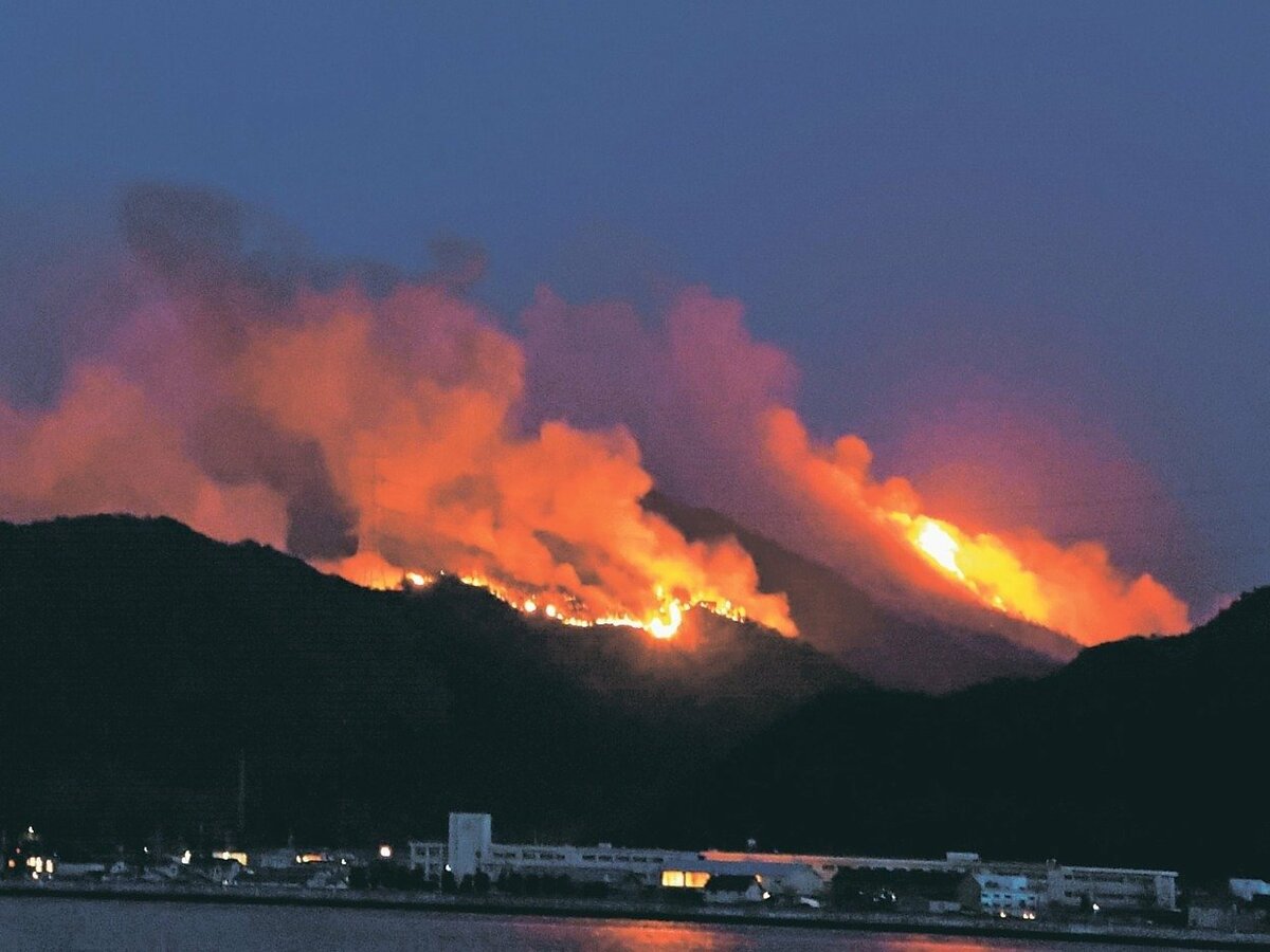 岡山・愛媛で山林火災 避難指示、自衛隊に協力要請｜北日本新聞webunプラス