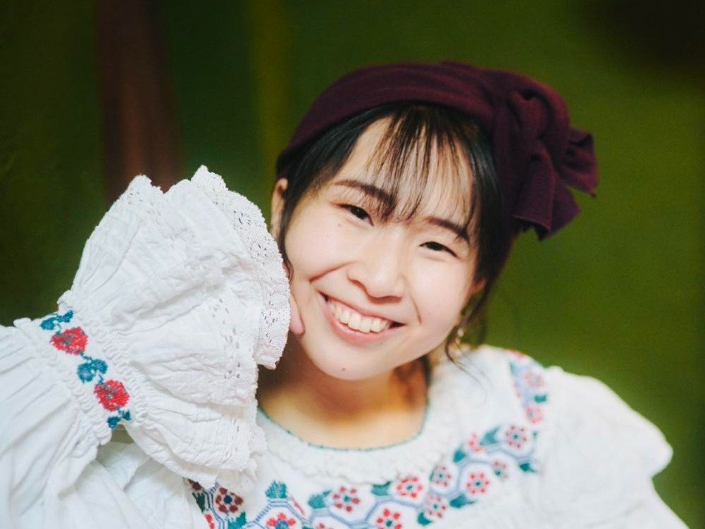 歌の力で地域を豊かにする シンガーソングライター北村瞳さん【うみとやまローカルラボ2024ツアー秋編】｜北日本新聞webunプラス