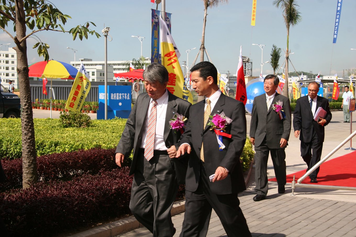 大谷 裕明 氏（YKK代表取締役社長）トップ記念対談 ｜北日本新聞webunプラス