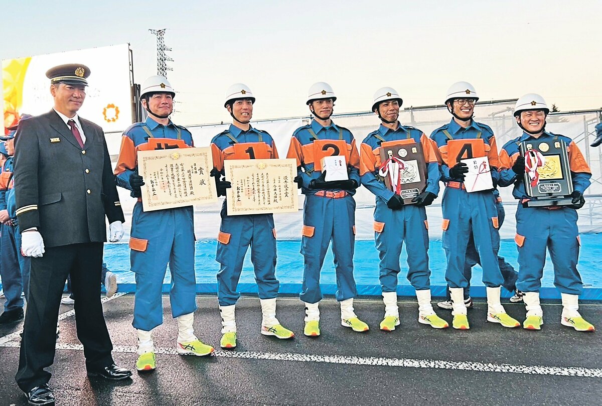砺波の庄下分団準優勝、今井さん優秀選手賞 全国消防操法大会ポンプ車の部｜北日本新聞webunプラス