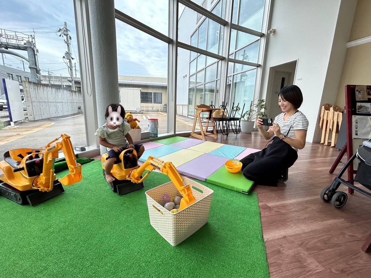 季節感あふれるデザートも充実♪ ショベルカーのおもちゃで遊べるカフェ「Cafe Socio」【親子でGO！オイシイおでかけ⑲】 コノコト｜北日本新聞webunプラス