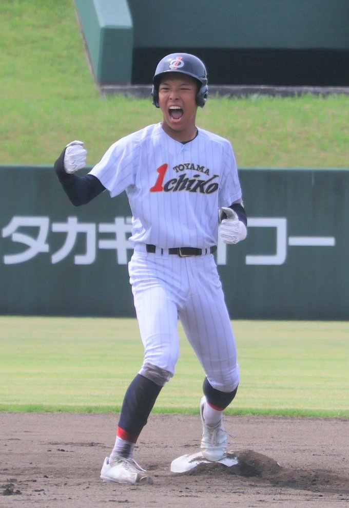 写真特集「夏の高校野球富山大会」（7月12日）｜北日本新聞webunプラス