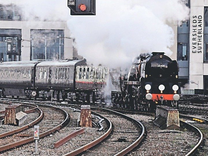 さよなら、英王室列車 経費削減、27年までに引退｜北日本新聞webunプラス