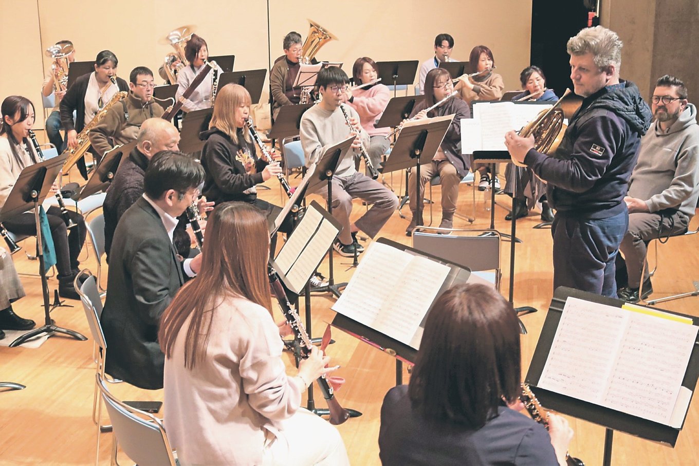 一流ホルン奏者と共演 入善で県内アマ吹奏楽団、23日公演へリハーサル｜北日本新聞webunプラス