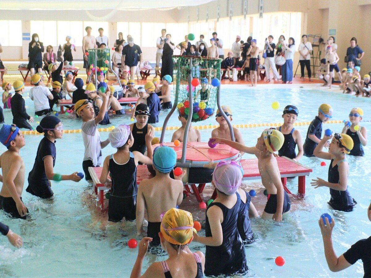 46年間ありがとう！ 魚津市室内温水プールで閉館イベント、31日まで営業｜北日本新聞webunプラス