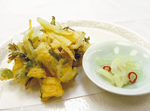 セロリのかき揚げと甘酢漬け｜北日本新聞webunプラス