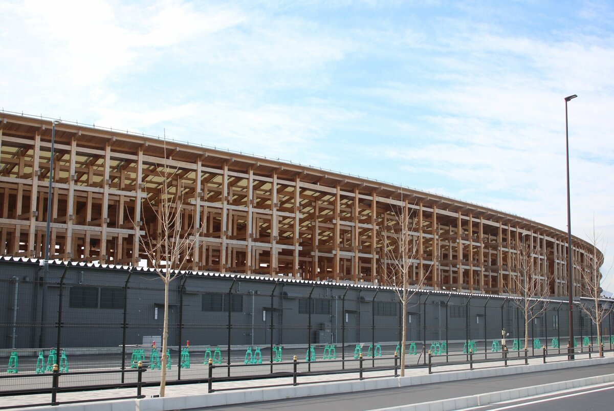 開幕まで4ヵ月、大阪・関西万博会場に入ってみた 和紙職人・川原さん（立山町）の作業に同行｜北日本新聞webunプラス