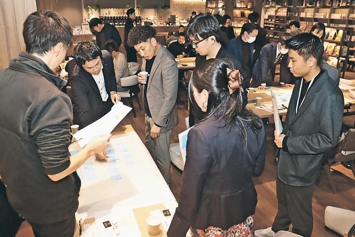 高岡の将来どうしたい？ 「5年後」へ40人が意見交換｜北日本新聞webunプラス