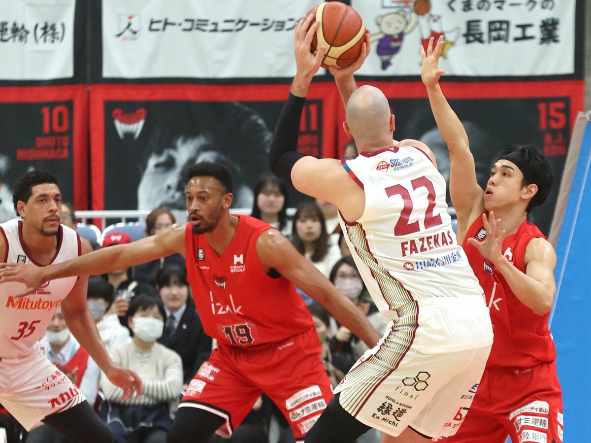 伊藤駿・宇都直輝のように喰らいつけ グラウジーズ勝利の鍵は｜北日本新聞webunプラス