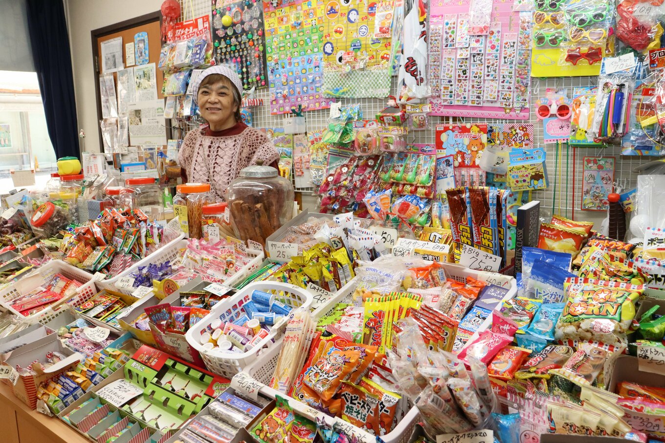 富山の駄菓子屋さんまとめ【県西部編】レトロさ県内ナンバーワン？の店も コノコト｜北日本新聞webunプラス