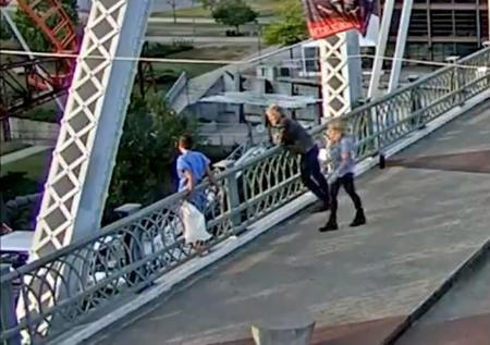 ボン・ジョヴィさんが人助け｜北日本新聞webunプラス