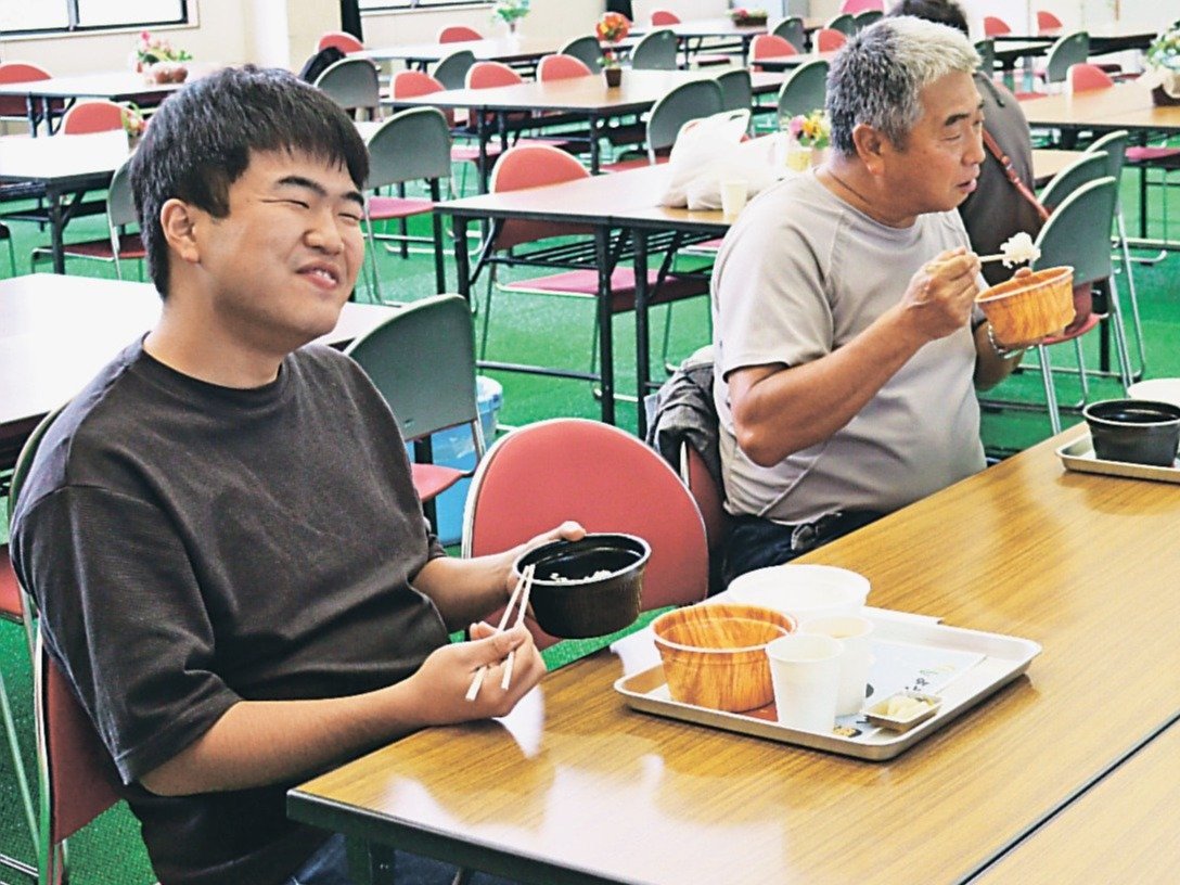 富山・山田地域の新米おいしい！ 食べ比べ試食会｜北日本新聞webunプラス