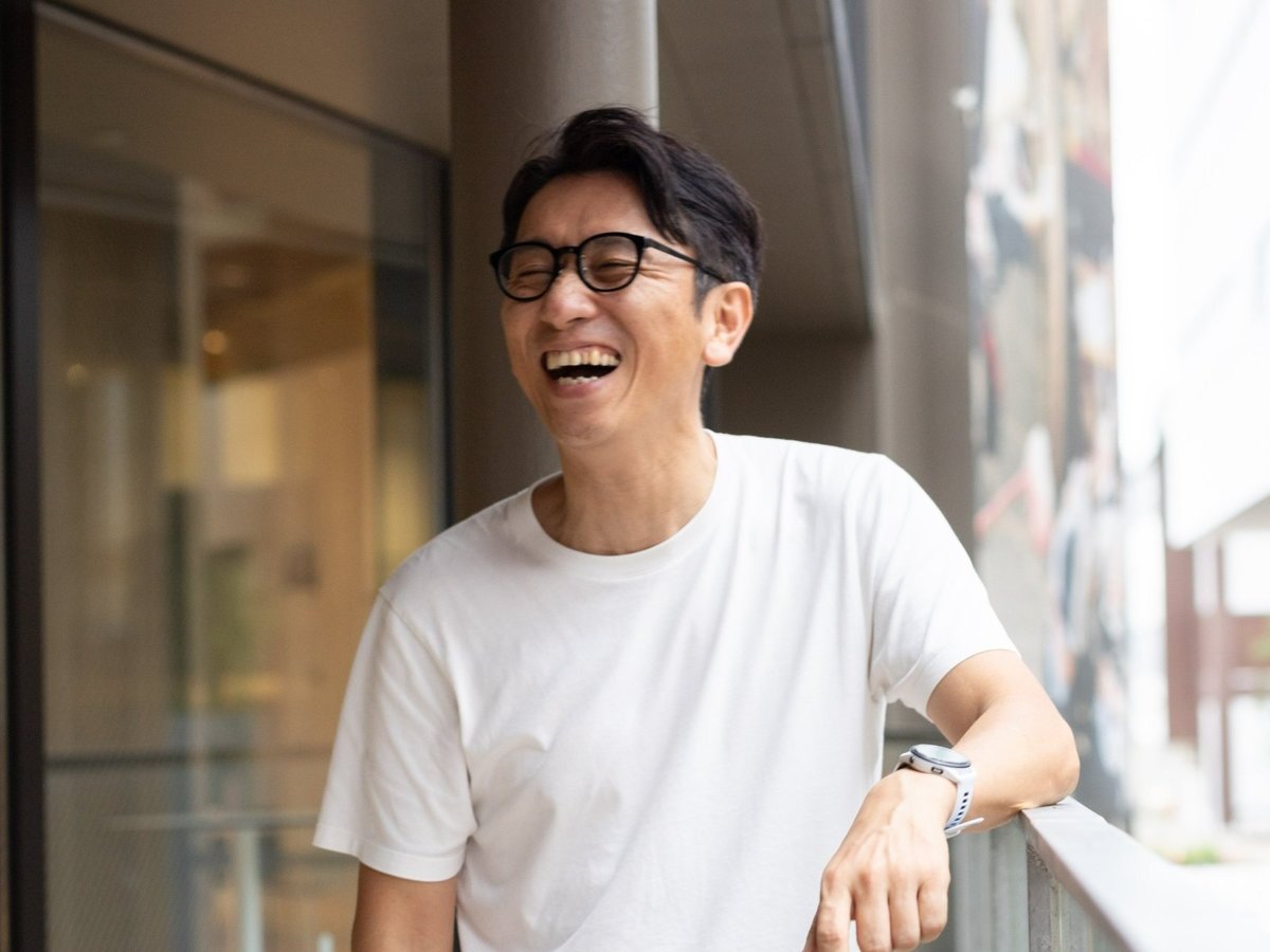 家族の分かり合えなさ描く劇作家・演出家・俳優 岩井秀人さんインタビュー前編｜北日本新聞webunプラス