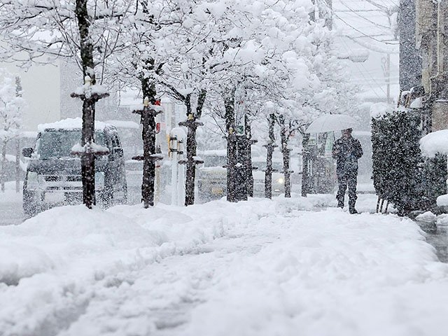 県内10市町に大雪警報 積雪は砺波42センチ、朝日38センチ、富山19センチ（午後9時現在）｜北日本新聞webunプラス