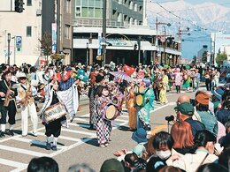 スマホ3時間超えると不健康に／おとぎの森 遊具リニューアル【子育て応援！役立つ記事インデックス】 （3月26日～4月1日） コノコト｜北日本新聞webunプラス