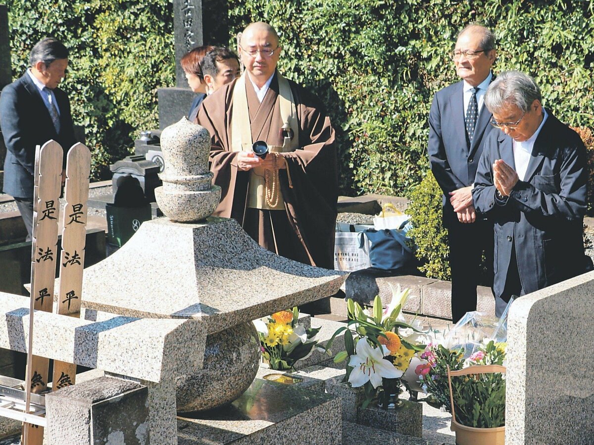 若い世代に語り継ぐ 坂本弁護士一家殺害35年、鎌倉で法要｜北日本新聞webunプラス