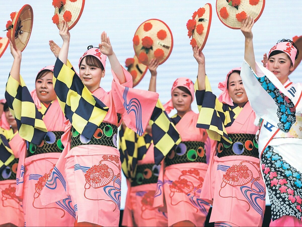 東北絆まつり、万博で開幕 青森ねぶたや秋田竿灯｜北日本新聞webunプラス