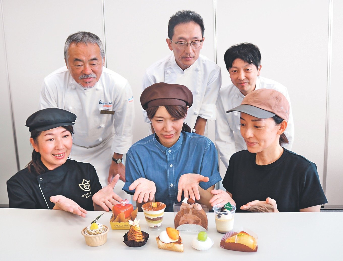 秋スイーツ味わって クロスランドおやべで10月25日から空中カフェ、富山県内10店が自信作｜北日本新聞webunプラス