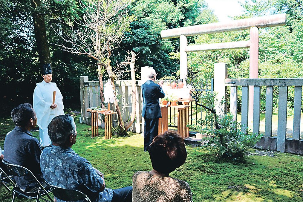 悲劇の恒性皇子しのぶ 高岡で正辰祭、二塚地区住民ら慰霊｜北日本新聞webunプラス