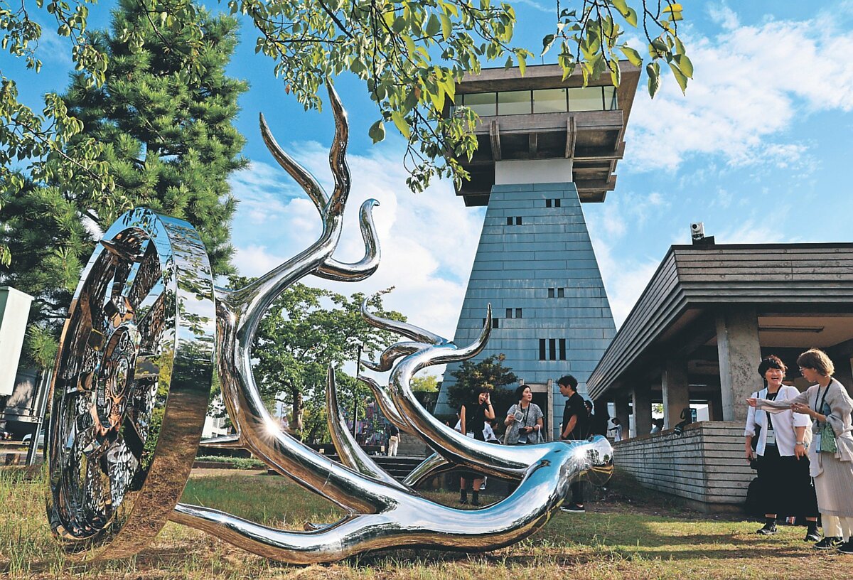 富山・岩瀬地区舞台、14作家が力作披露 14日から北陸工芸の祭典｜北日本新聞webunプラス