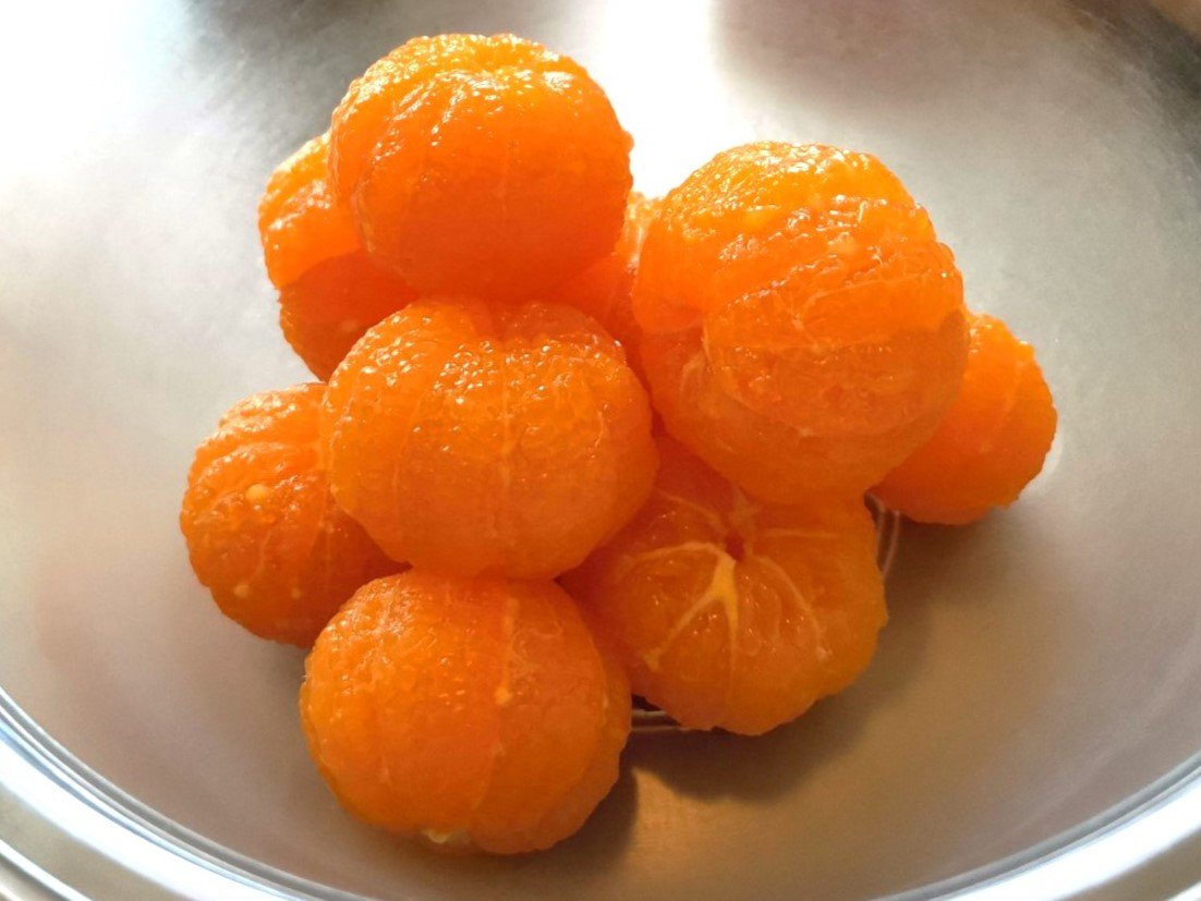 ミカンの皮🍊きれいにむけて気持ちいい！【やちやちが行く‼（119）】 コノコト｜北日本新聞webunプラス