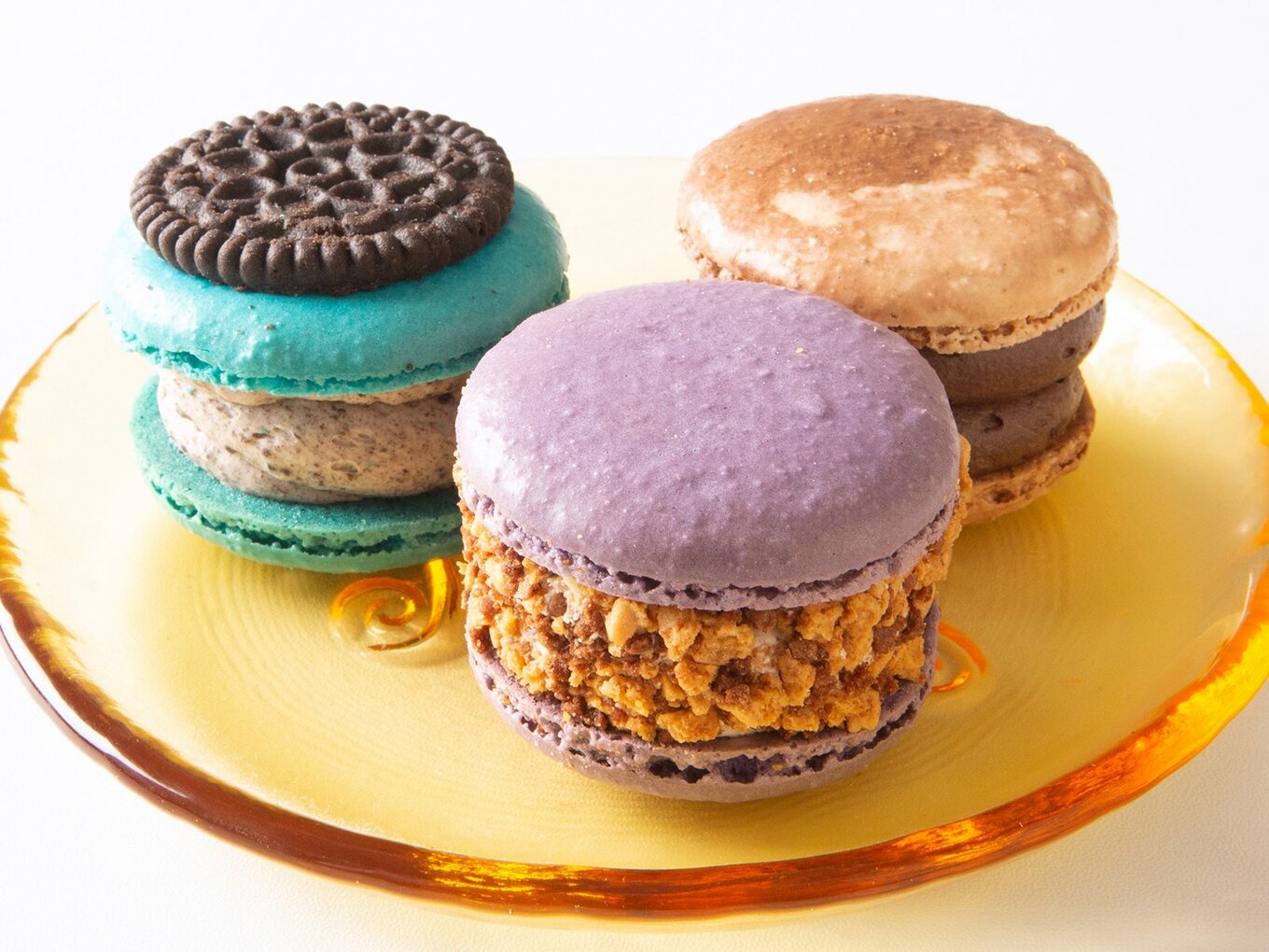 解凍時間によって変化！濃厚極-きわみ-生ガトーショコラ＆韓国発祥の進化系マカロン・トゥンカロン【食べ頃待つ幸せ。富山の冷凍スイーツ特集2】｜北日本新聞webunプラス