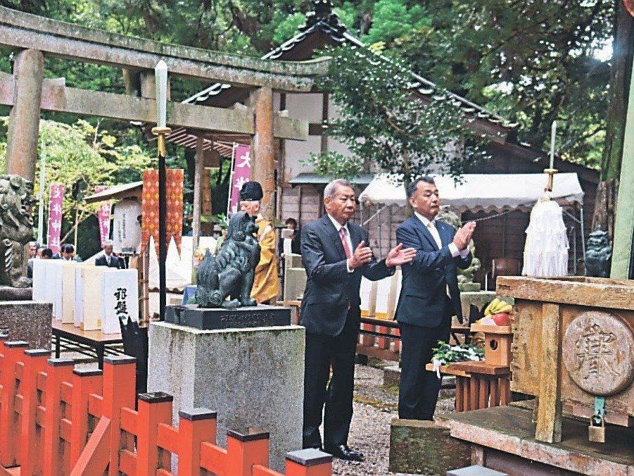 家持の遺徳しのぶ 高岡・大伴神社で顕彰祭｜北日本新聞webunプラス
