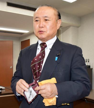 プリティ長嶋さん、涙ぐむ｜北日本新聞webunプラス