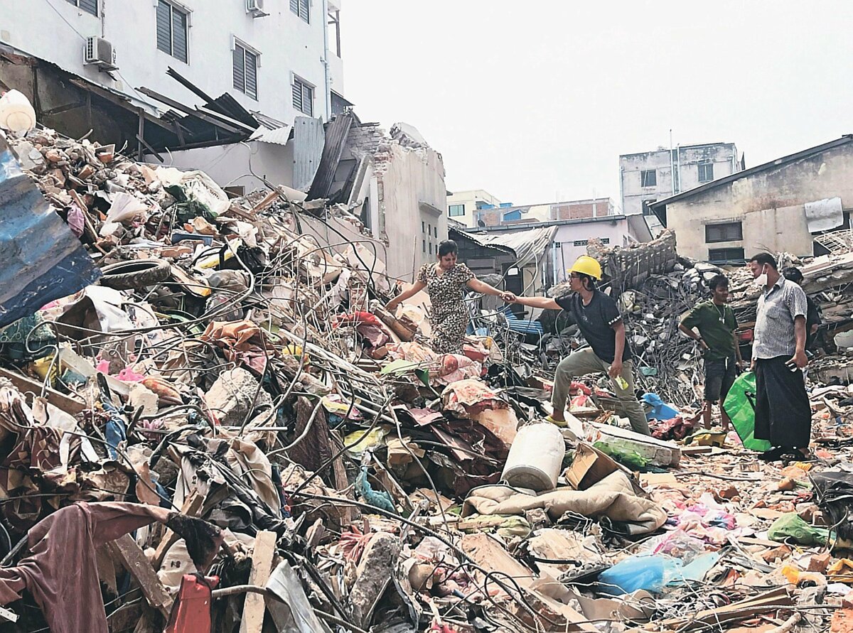 発生1週間、全容見えず ミャンマー地震、死者3000人超、捜索難航｜北日本新聞webunプラス