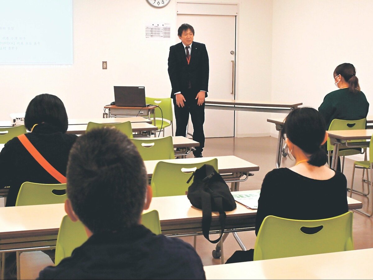 不登校支援の知識深める 富山で子育てカフェ｜北日本新聞webunプラス