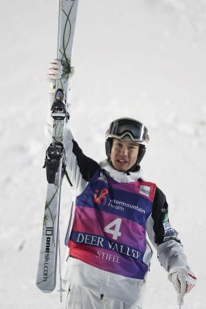 モーグルW杯、堀島が2連勝｜北日本新聞webunプラス