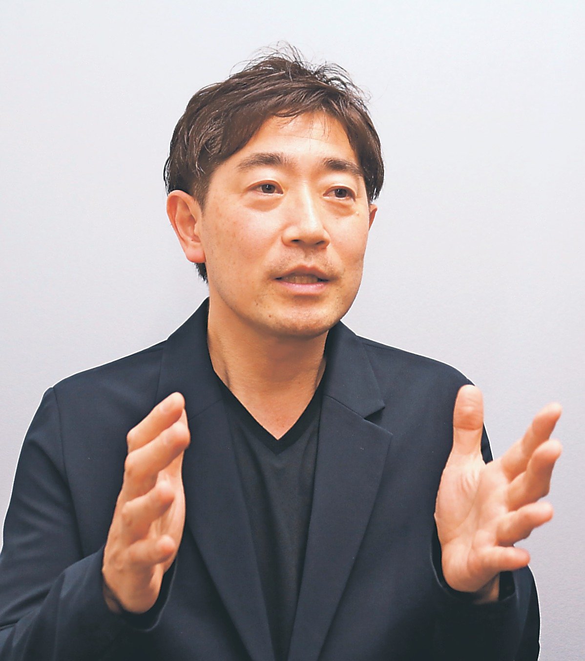 ひとズームアップ東京でわらび餅店を展開する井上晃さん（氷見市出身）｜北日本新聞webunプラス