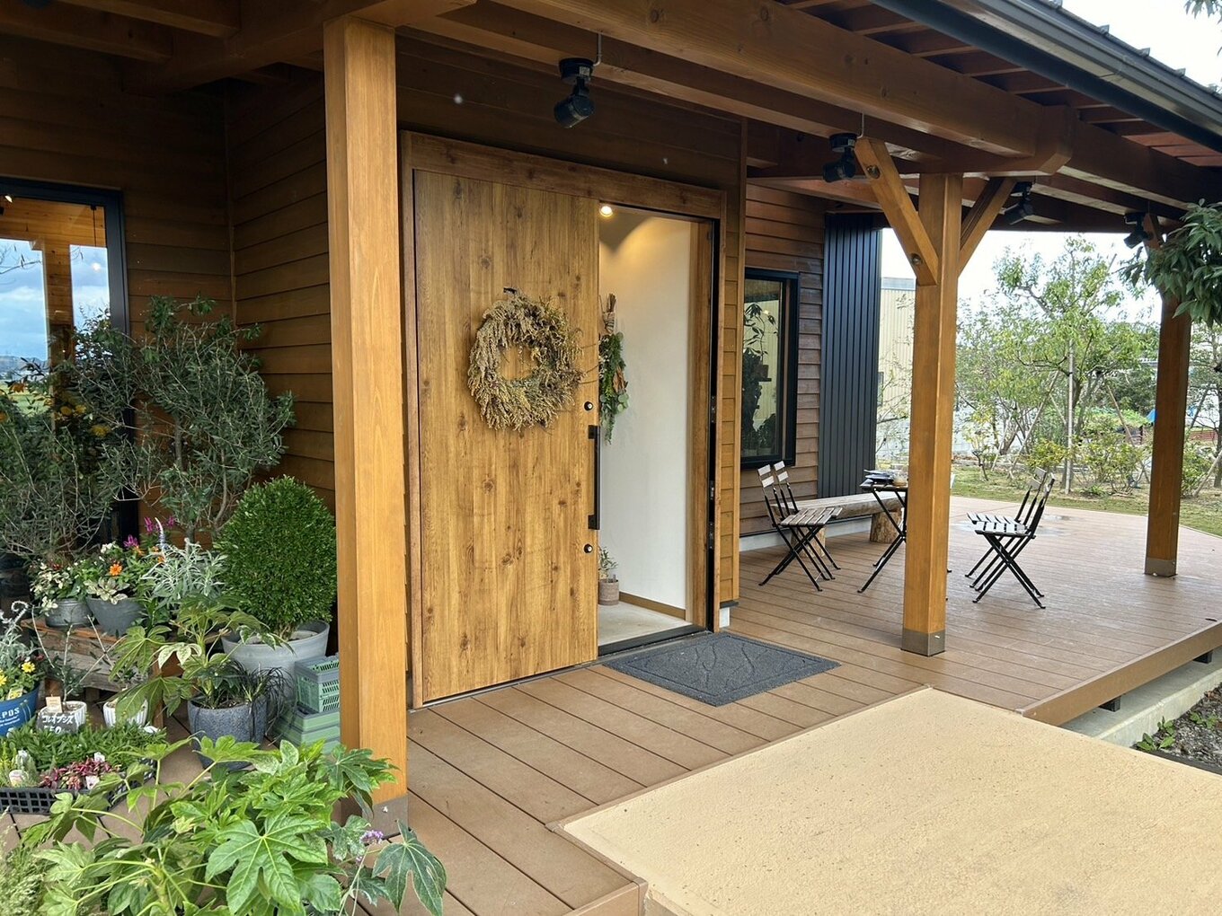 お花にあふれた素敵なカフェへ コノコト｜北日本新聞webunプラス