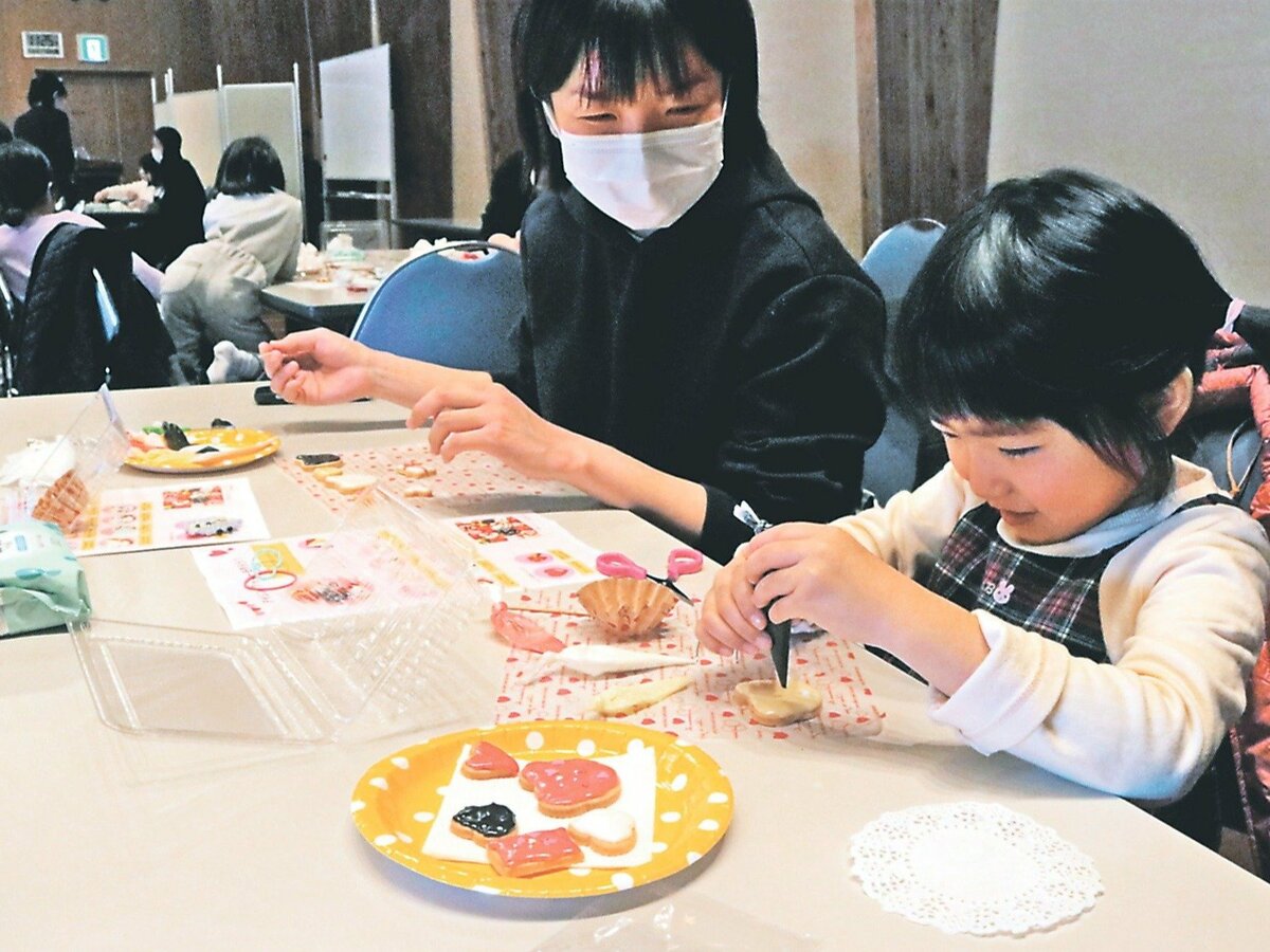かわいいクッキーできた 入善で親子体験会、チョコで色や飾り付け｜北日本新聞webunプラス
