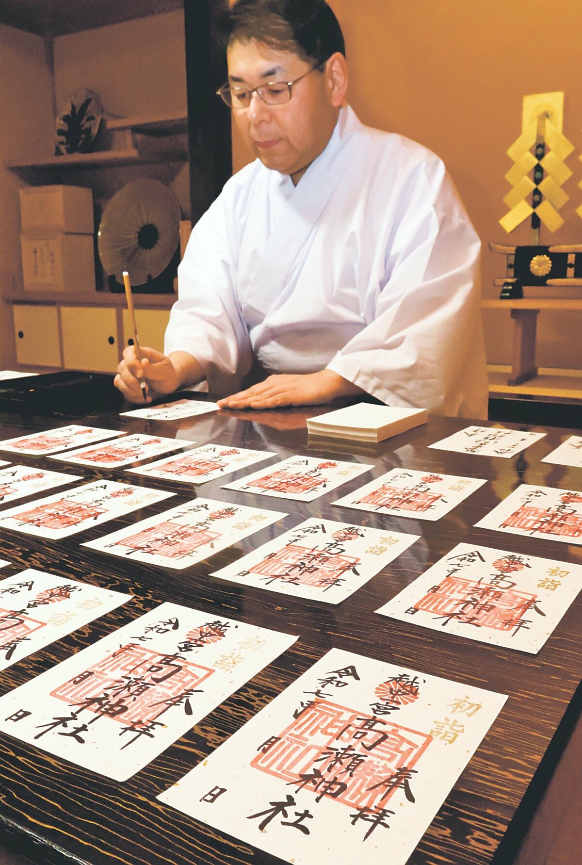 初詣へ御朱印準備 井波の高瀬神社「輝かしい1年を」｜北日本新聞webunプラス