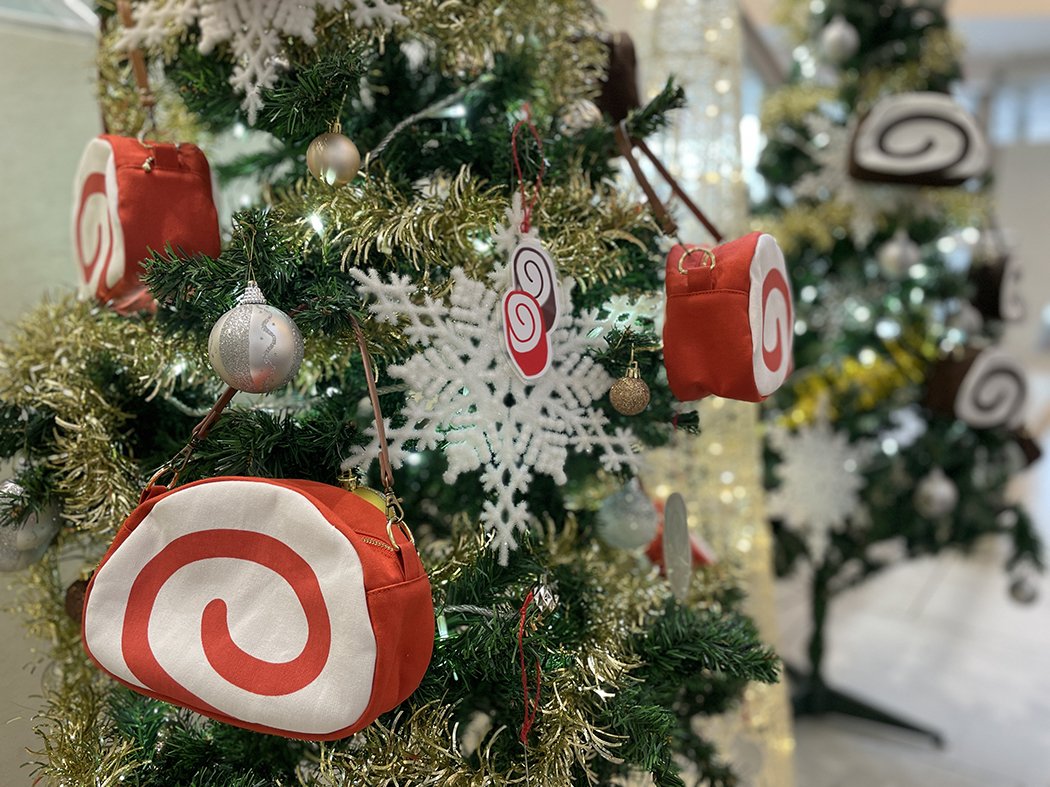 クリスマスツリーのオーナメントはKAMABOKOなんです！？【やちやちが行く‼（117）】 コノコト｜北日本新聞webunプラス