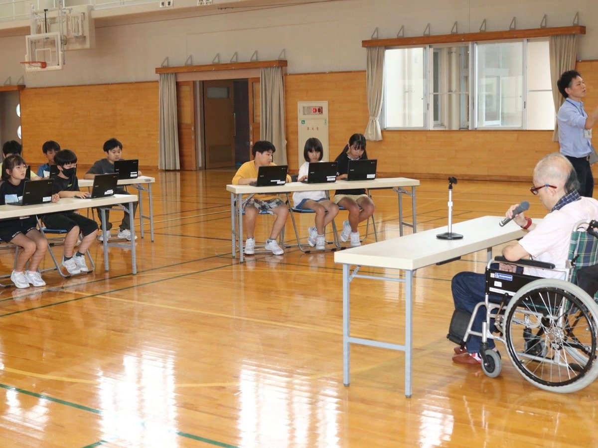 車いすの坂本さん「何事も諦めず前向きに」 富山・八幡小で講演｜北日本新聞webunプラス