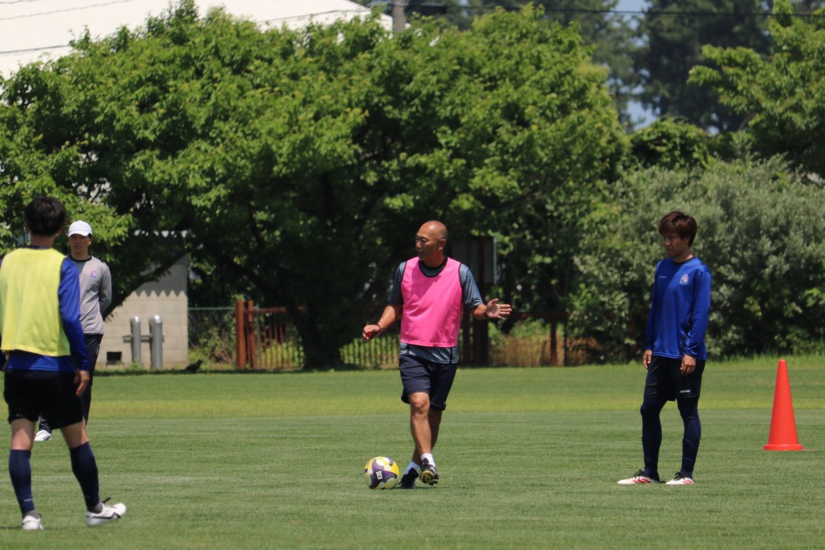 カターレ、後半戦のキーマンは！？ 安達監督が寄せる期待｜北日本新聞webunプラス