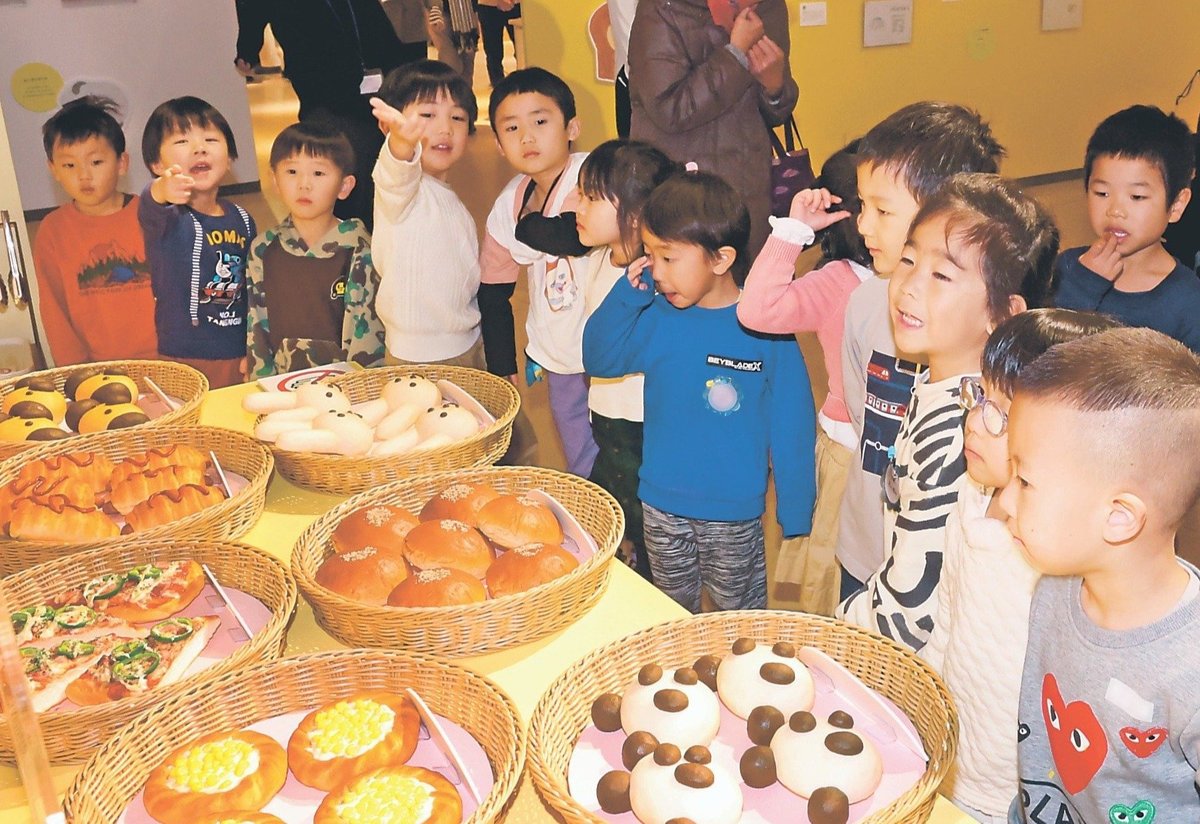 人気絵本の世界観体感 富山大和で「パンどろぼう」展開幕｜北日本新聞webunプラス