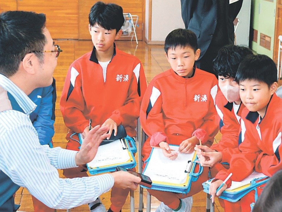 地域活性化どうする？ 新湊小6年生が射水商議所青年部と考える｜北日本新聞webunプラス